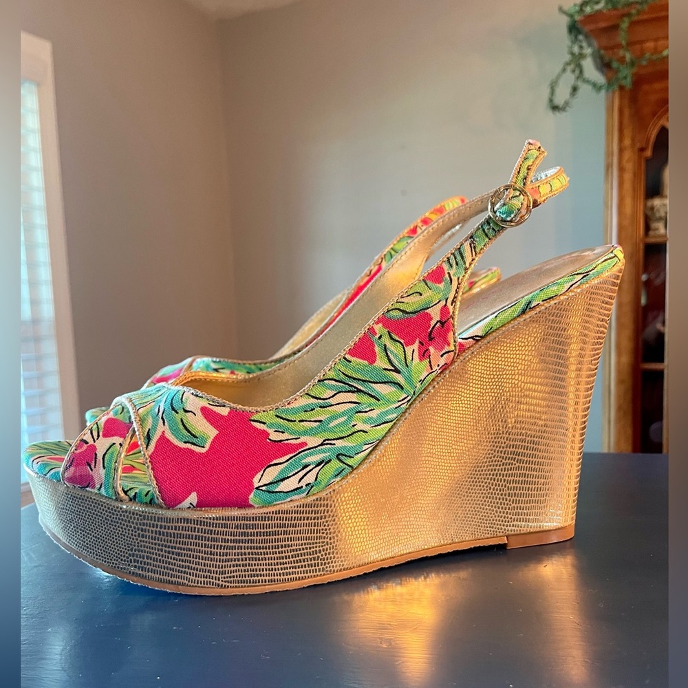 Lilly Gold Like New Spike The Punch Platform Heels 8.5 - Gem